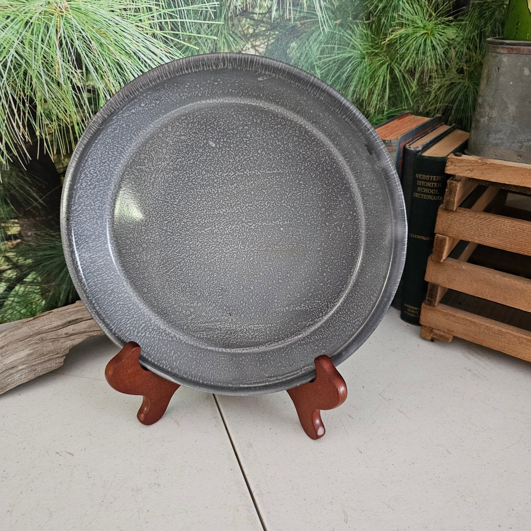 Gray Enamelware or Graniteware Pie Pan 9 5/8 Inches in Diameter X 1 ...