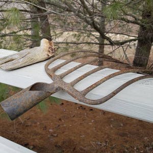 Rusty 6 Tine Pitchfork Head Cast Iron - Etsy