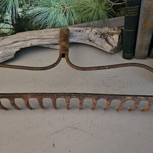 16 Tine Cast Iron Rake Head Rough Rusty Farmhouse Tool Rustic Garden ...