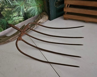 Old Rusty 3 Tine Pitchfork Head Cast Iron Vintage Farm Tool Farmhouse ...
