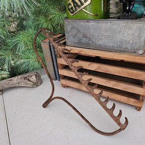 16 Tine Cast Iron Rake Head Rough Rusty Farmhouse Tool Rustic Garden ...