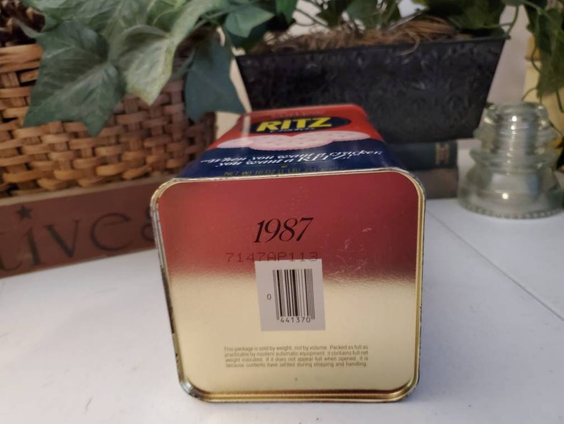 1987 Ritz Cracker Tin Red Yellow & Blue Vintage Cracker Tin Retro ...