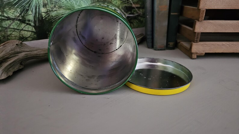 Vintage Creamettes Macaroni 2 LB Tin Green Yellow Nostalgic Collectible ...