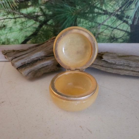 Small Round Genuine Hand Carved Alabaster Trinket Box… - Gem