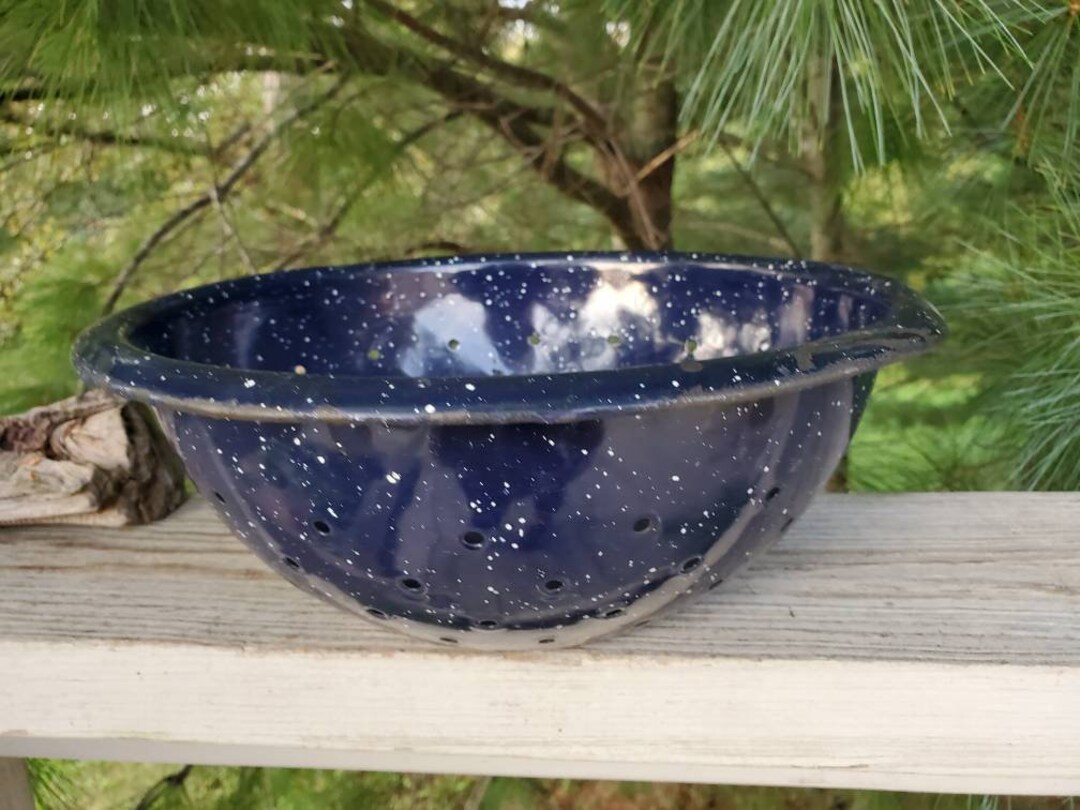 Distressed Dark Blue Speckled Enamelware Colander Round Rustic Country ...