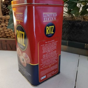 1987 Ritz Cracker Tin Red Yellow & Blue Vintage Cracker Tin Retro ...