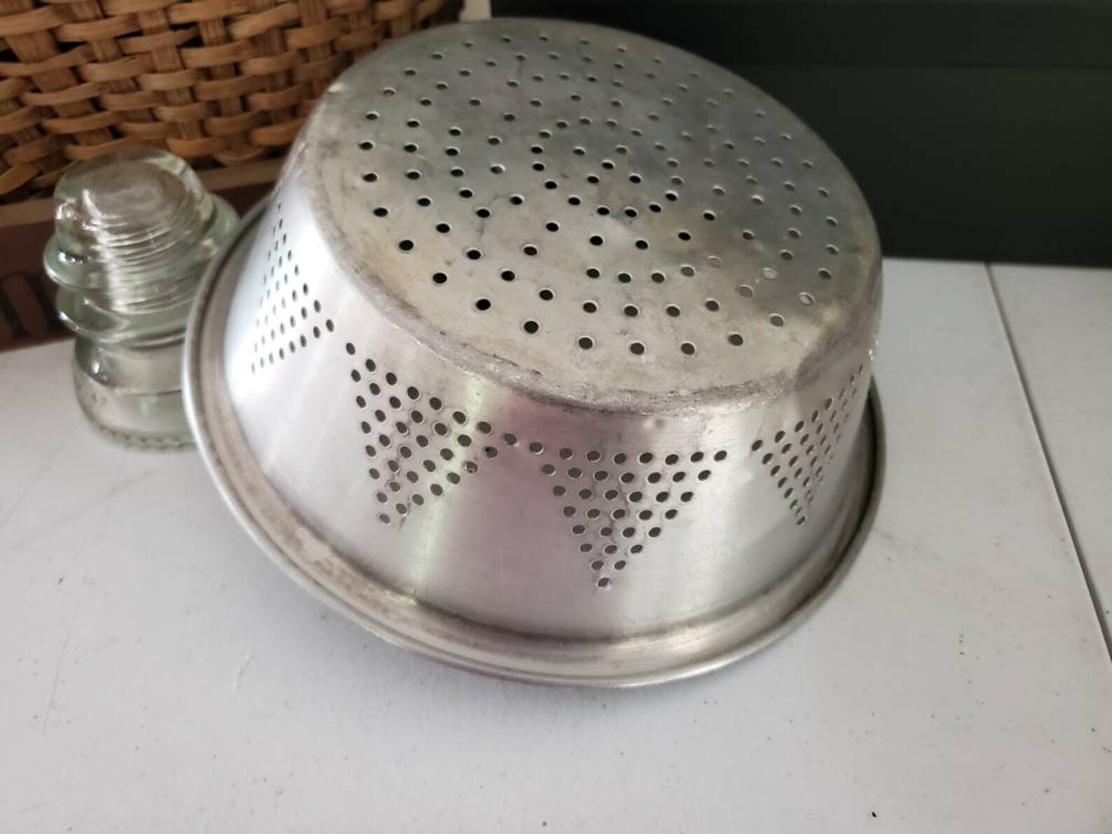 Round Flat Bottom Aluminum Colander / Rustic Country Farmhouse - Etsy