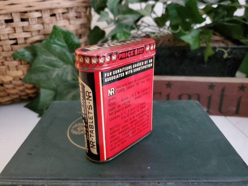 Antique Nature's Remedy NR Tablets Vegetable Laxative Tin / Collectible ...
