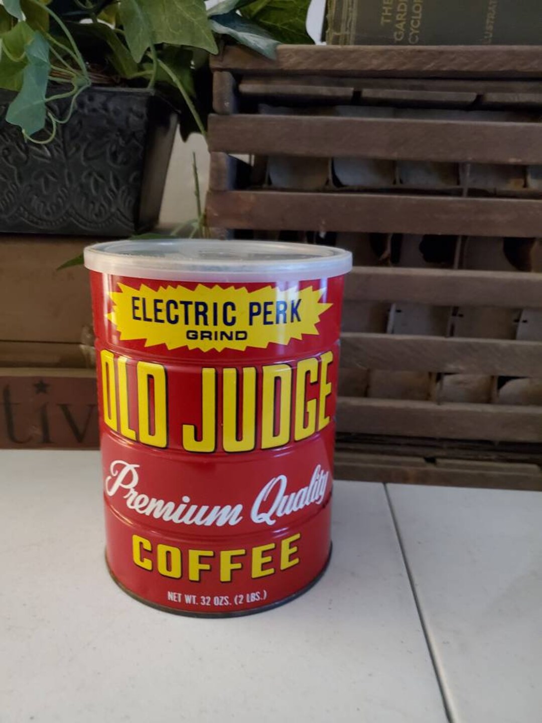 2 Lb. Old Judge Premium Quality Coffee Tin With Owl Logo on Side ...