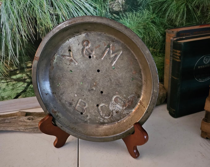 Y & M B. CO. Pie Pan Perforated Antique Pie Tin Farmhouse Kitchen Decor ...