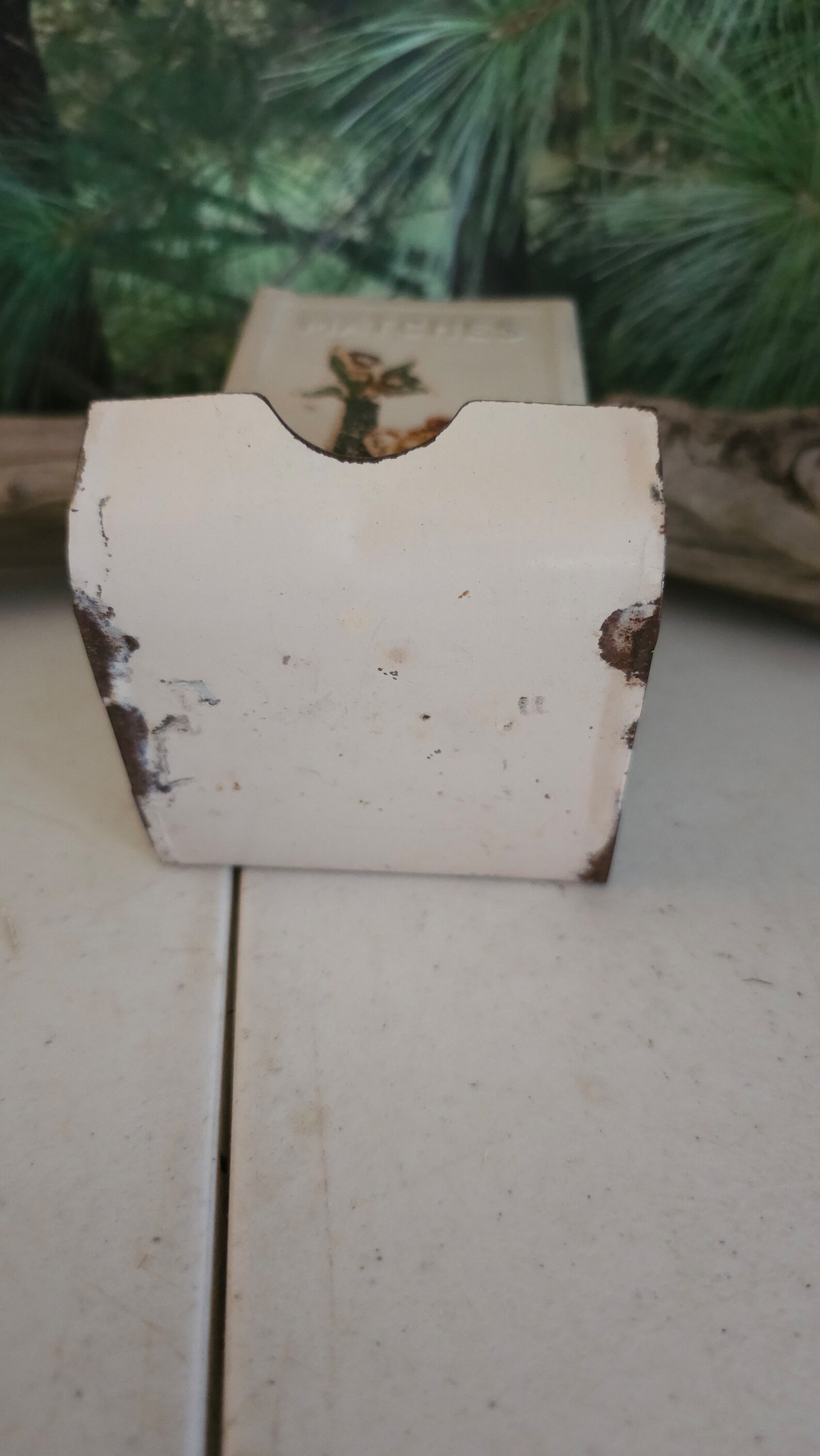 Distressed White & Red "matches" Metal Matchbox Holder Rustic Country ...