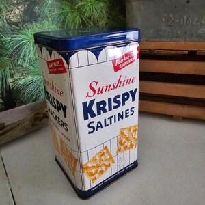 Sunshine Krispy Saltine Cracker Tin, Red White & Blue Cracker Storage ...
