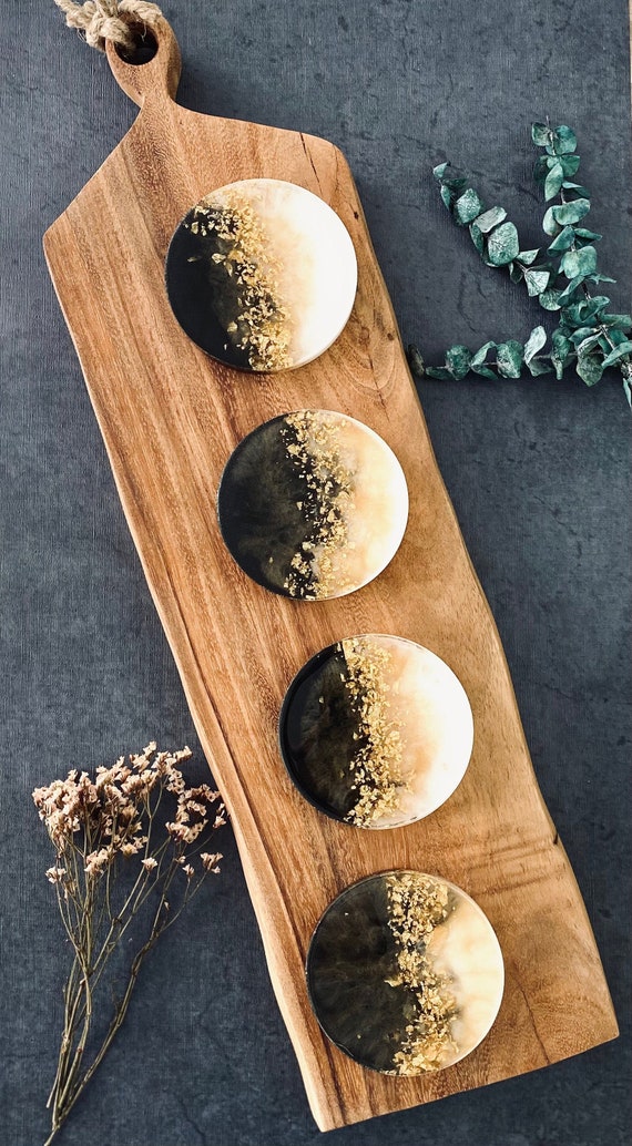 Gorgeous Set of Round Resin Coasters Flower Coasters | Etsy