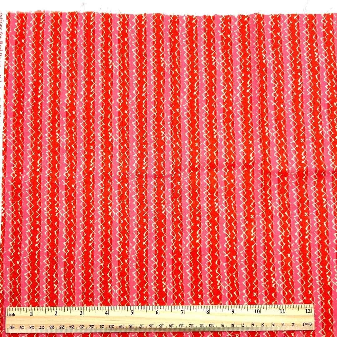 Red Rooster Fabrics Quilt Cotton Remnant, Pink Orange Cream Geometric ...