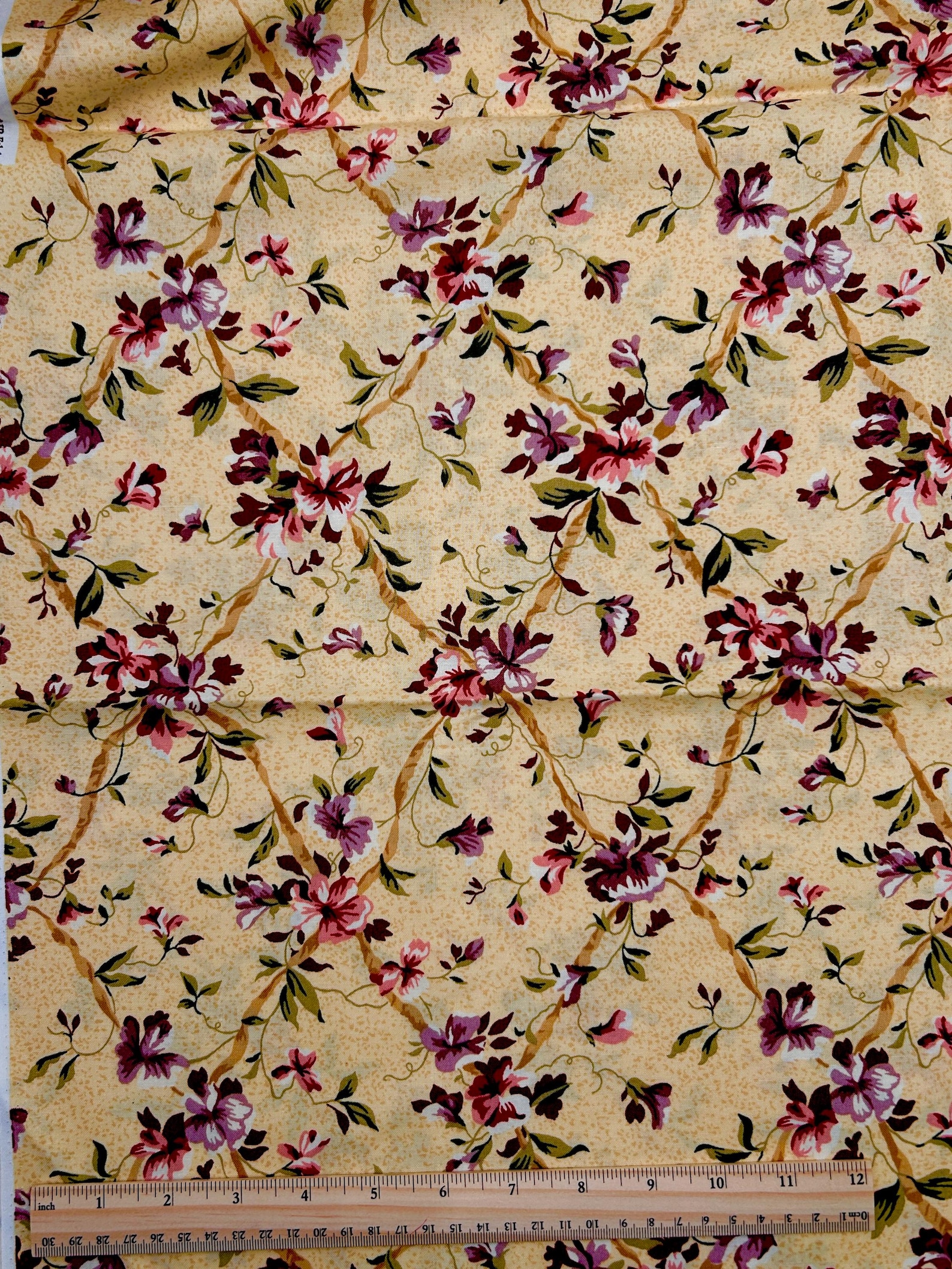 2007 Thimbleberries Floral Cotton Fabric, House & Garden, RJR, Cottage ...