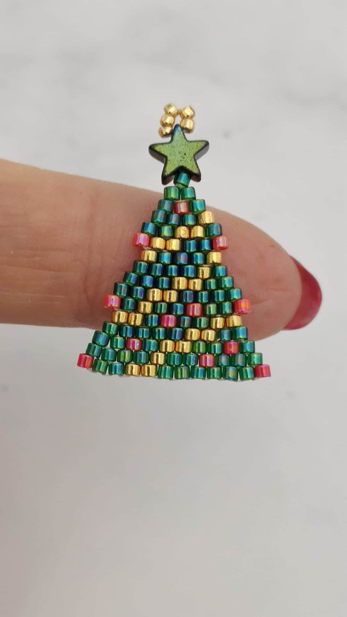 Christmas Tree Earrings Tutorial, Brick Stitch Pattern, Christmas Tree ...