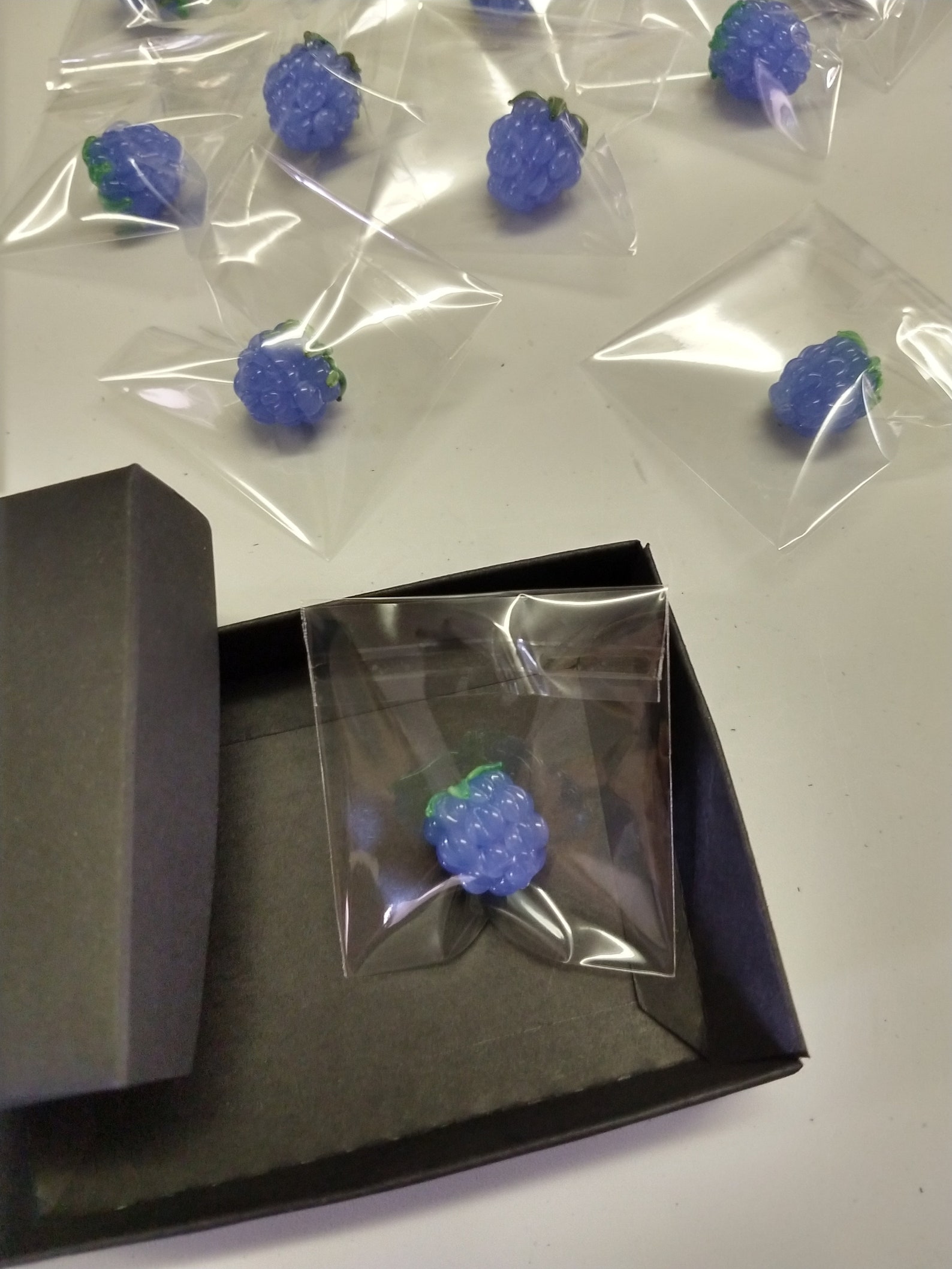 Glass Raspberry Bead 1p, Light Periwinkle, Raspberry Beads, Lampwork ...