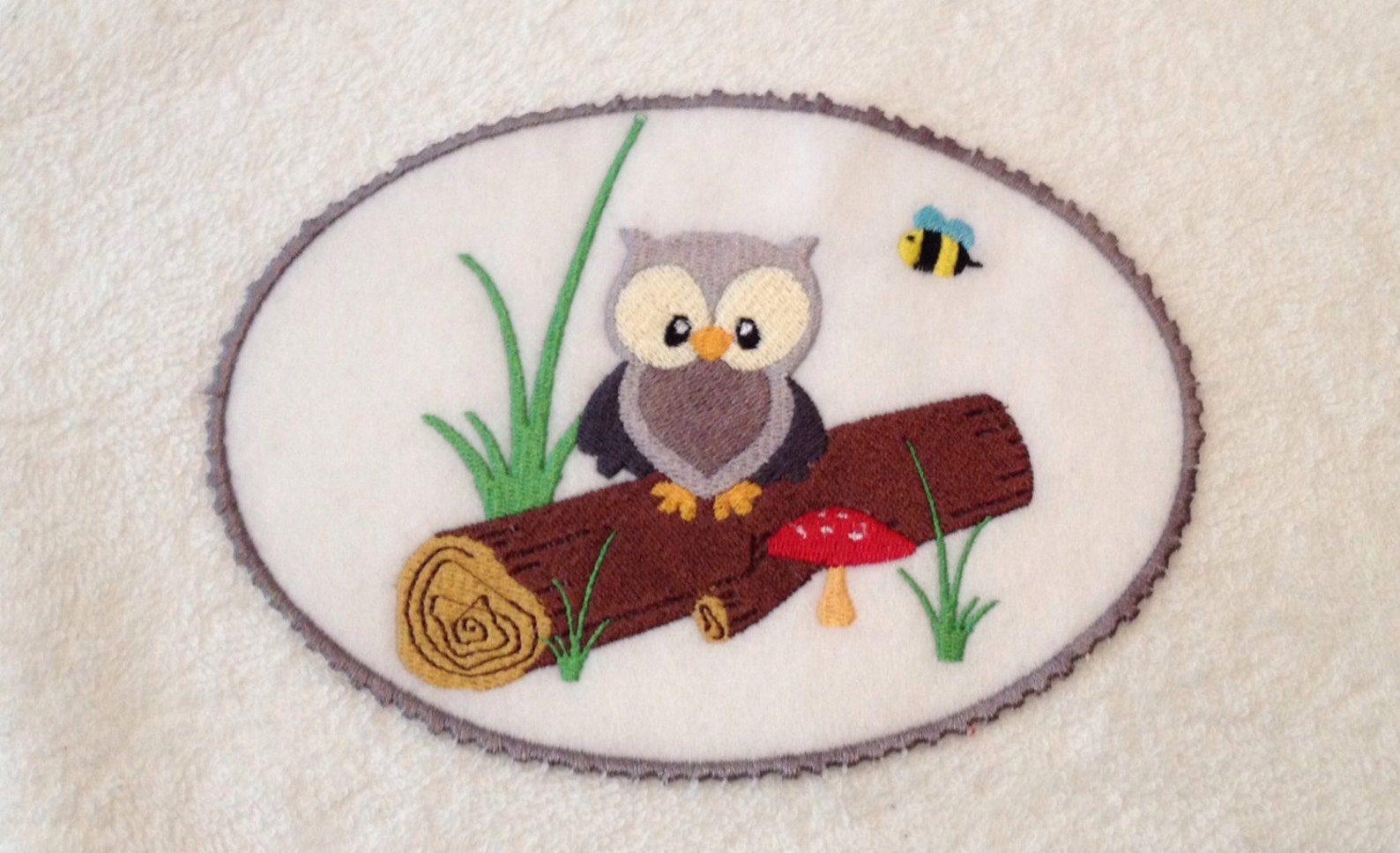 Embroidery Design Owl Sitting on a Trunk 5'x7' - DIGITAL DOWNLOAD ...