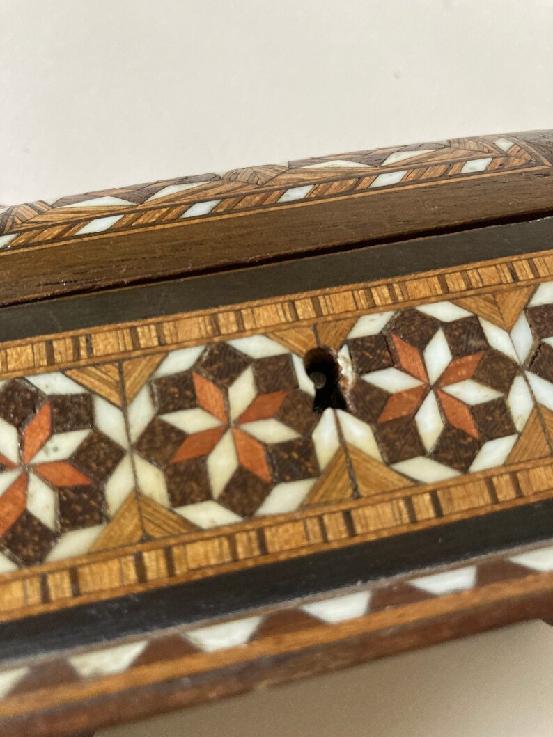 Antique Marquetry MOP Inlay Burl Wood Jewelry Trinket Box Lock With No ...