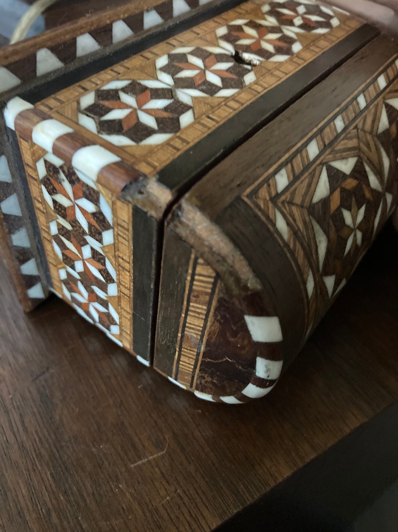 Antique Marquetry MOP Inlay Burl Wood Jewelry Trinket Box Lock With No ...