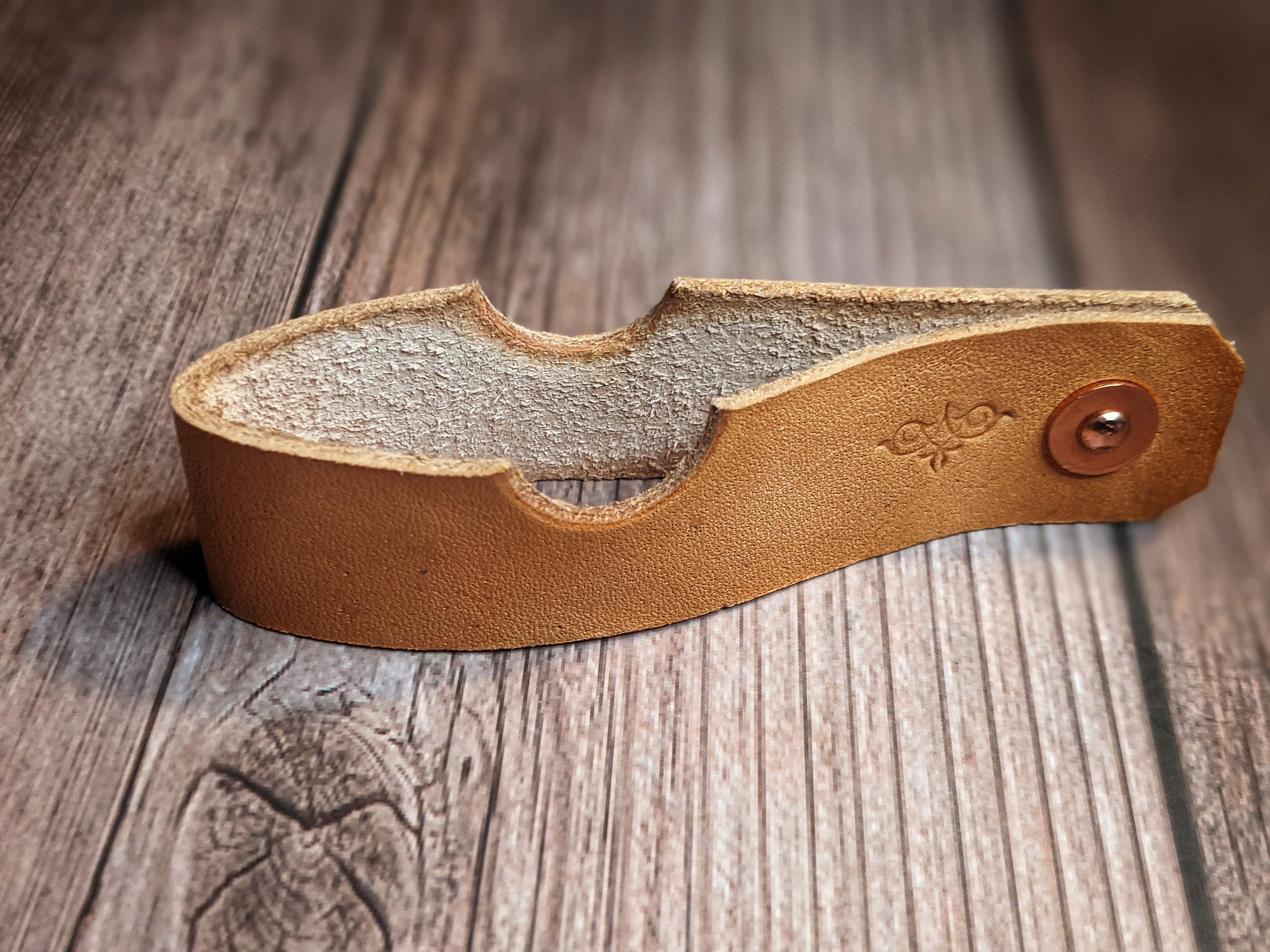 Leather Cigar and Pipe Stand Pocket Keychain - Etsy