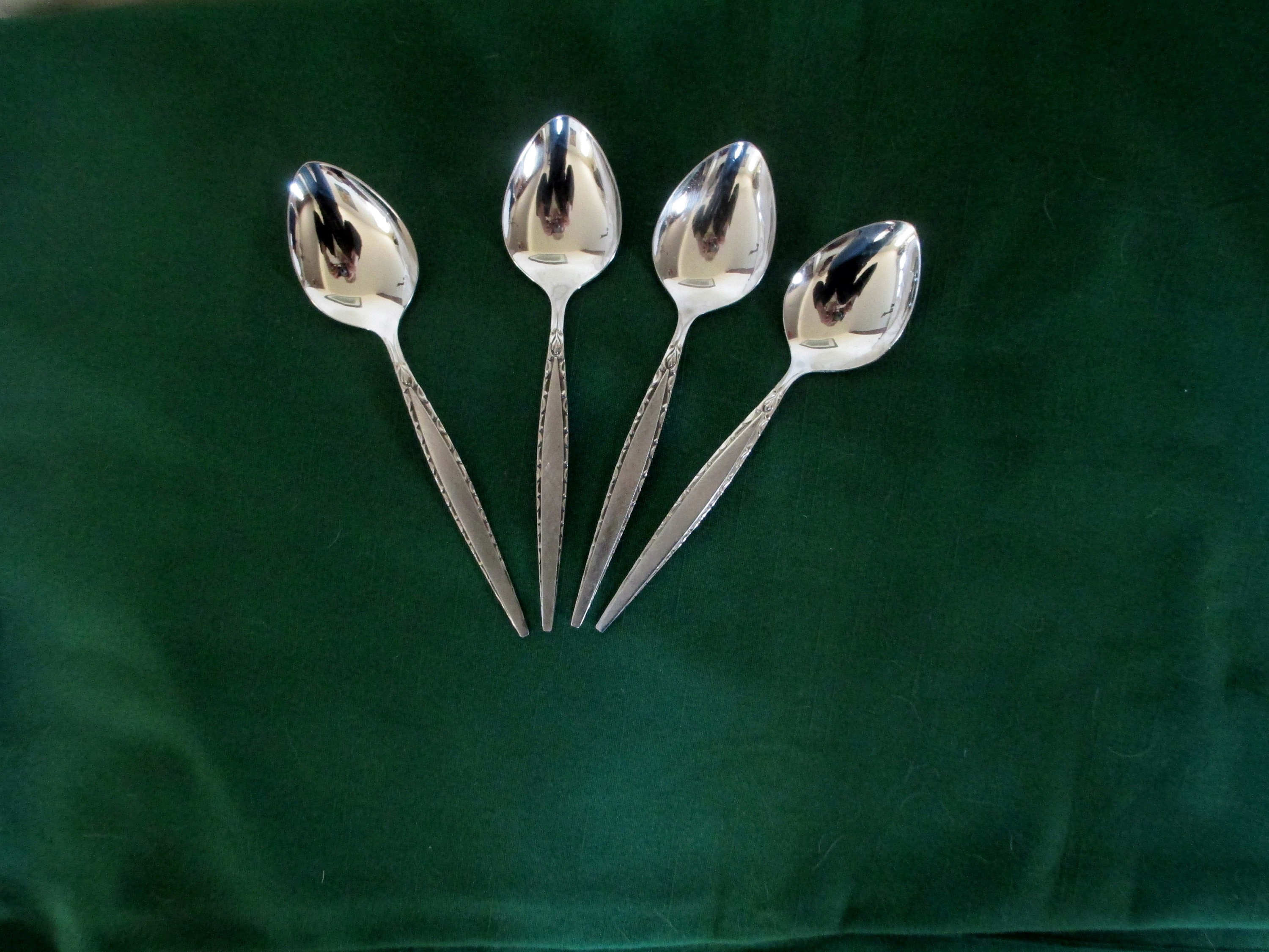 Oneida Community Stainless Patterns for sale | Only 2 left at -70%