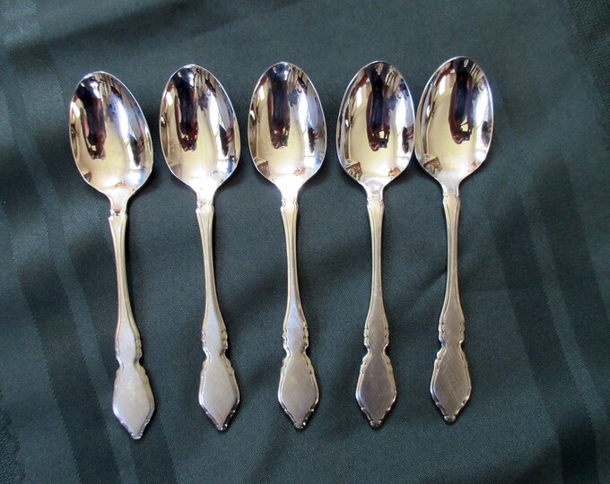 5 Stainless Soup SPOONS From Oneida in the CLASSIC Mood/deauville ...
