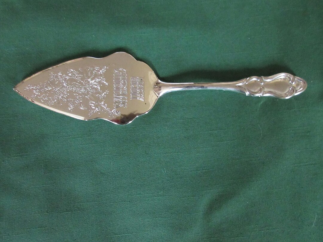 Elegant Silverplate Pie/cake Dessert SERVER From International Silver ...