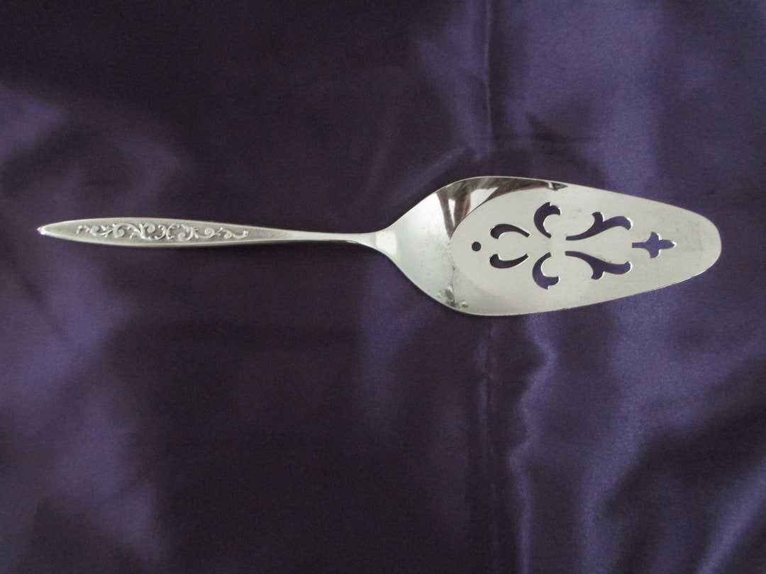 Wow Slotted/pierced Silverplate Pie/cake SERVER 1847 Rogers ...