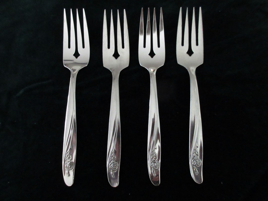 4 Glossy ONEIDA Stainless Salad/dessert FORKS in ROSEANNE Aka Rose ...