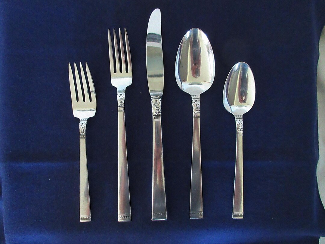 31 Pcs Serv/6 Mid-century Modern ONEIDA Community Silverplate Flatware ...