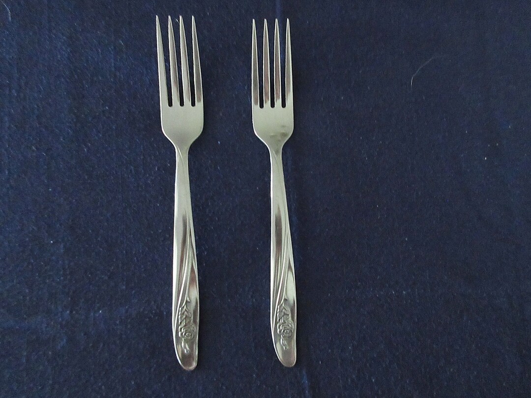 2 Glossy Stainless Dinner FORKS From Oneida in the ROSEANNE Aka Rose ...