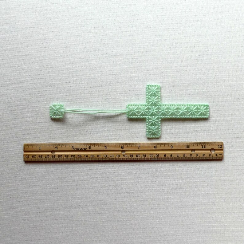 Christmas Cross Bookmarks Custom Plastic Canvas Bookmarks - Etsy