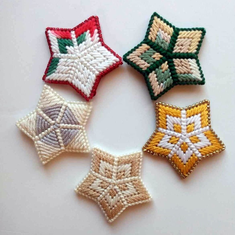 RTS Mini Star Christmas Tree Topper: Plastic Canvas, Yarn Edging (3 ...