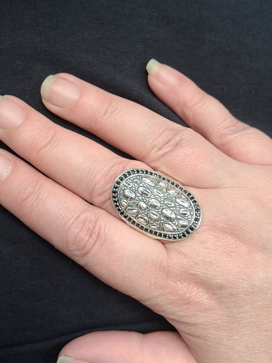 Croco Textured Black Spinel Saddle Ring in 925 Silver, Designer JAI by ...