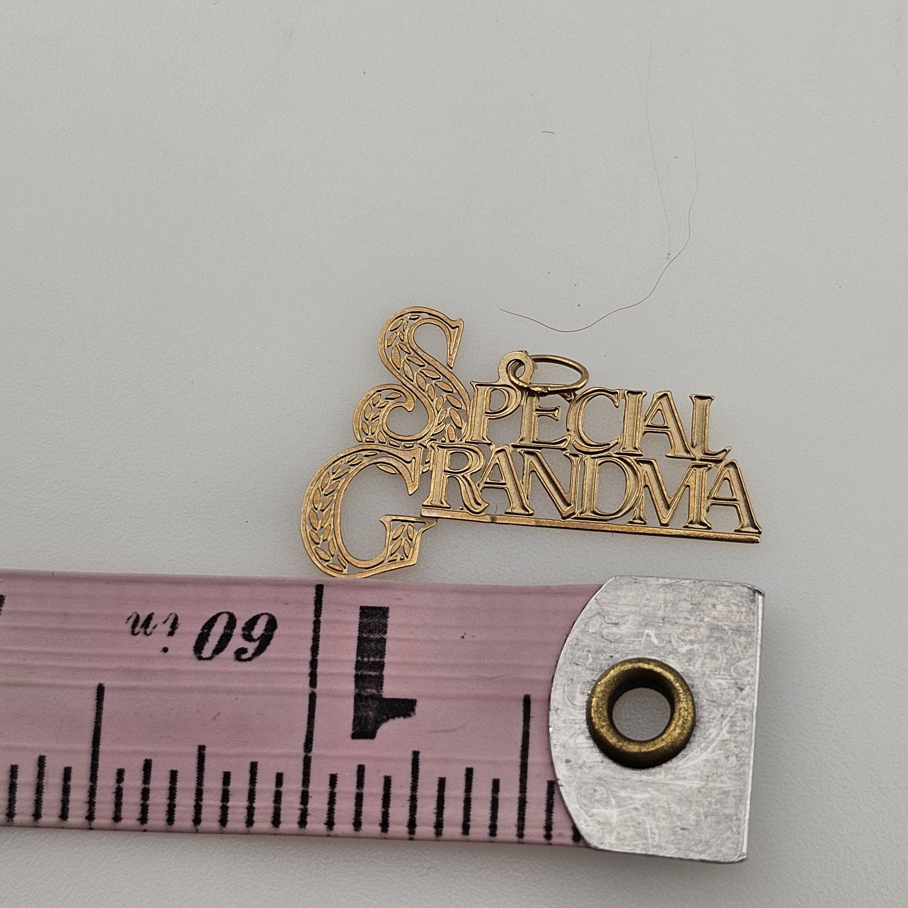 Vintage Special Grandma Charm - 14k Yellow Gold - Grandmother Pendant ...