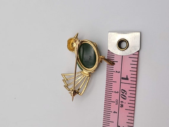 Vintage Green Jade Bird Pin: 14k Yellow Gold - Art De… - Gem