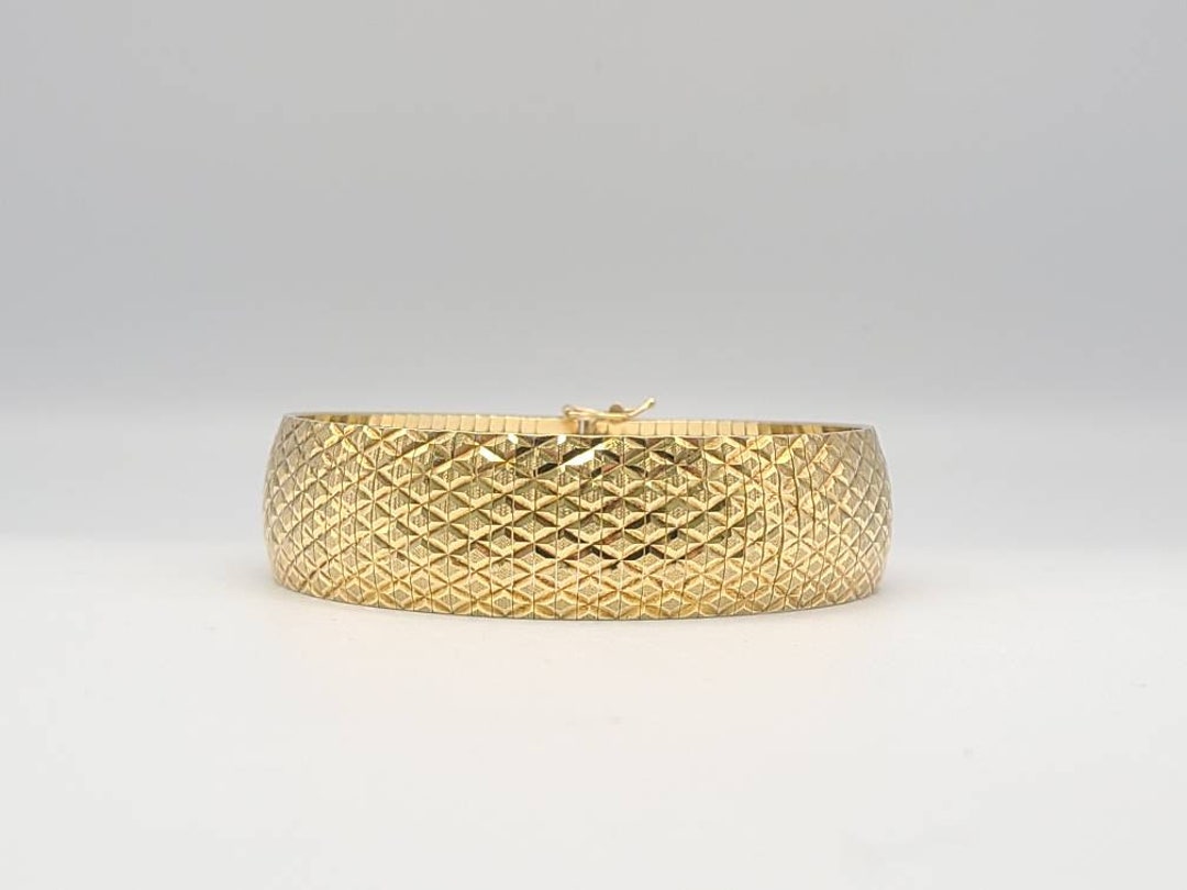 Italian Diamond Cut Textured Omega Bracelet in 925 Silver Gold Vermeil ...