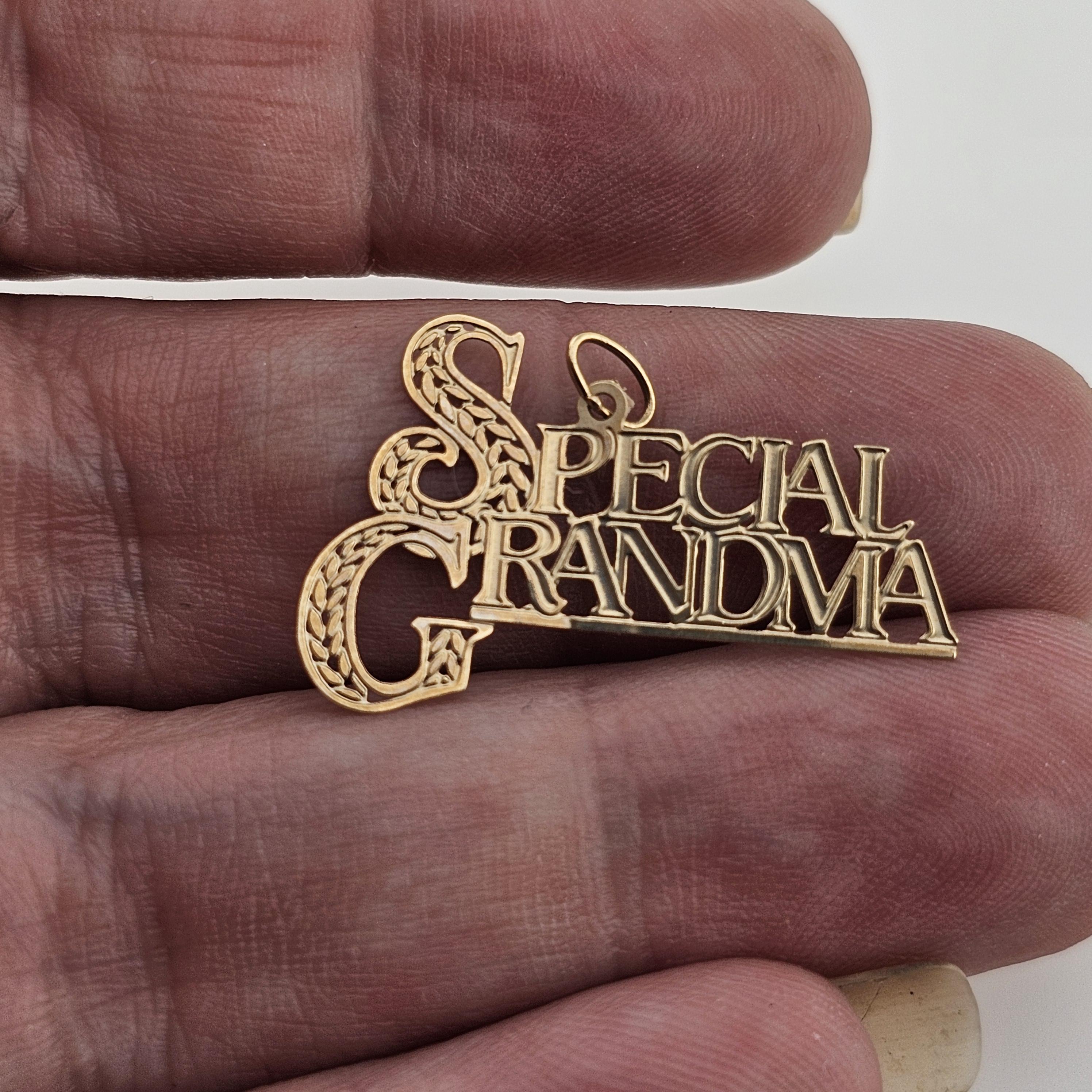 Vintage Special Grandma Charm - 14k Yellow Gold - Grandmother Pendant ...