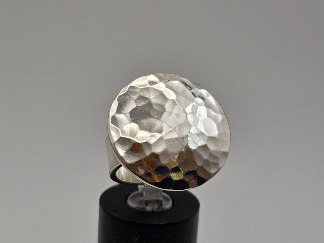 Modernist Hammered Textured Geometric Ring in 925 Silver, Circle Ring ...