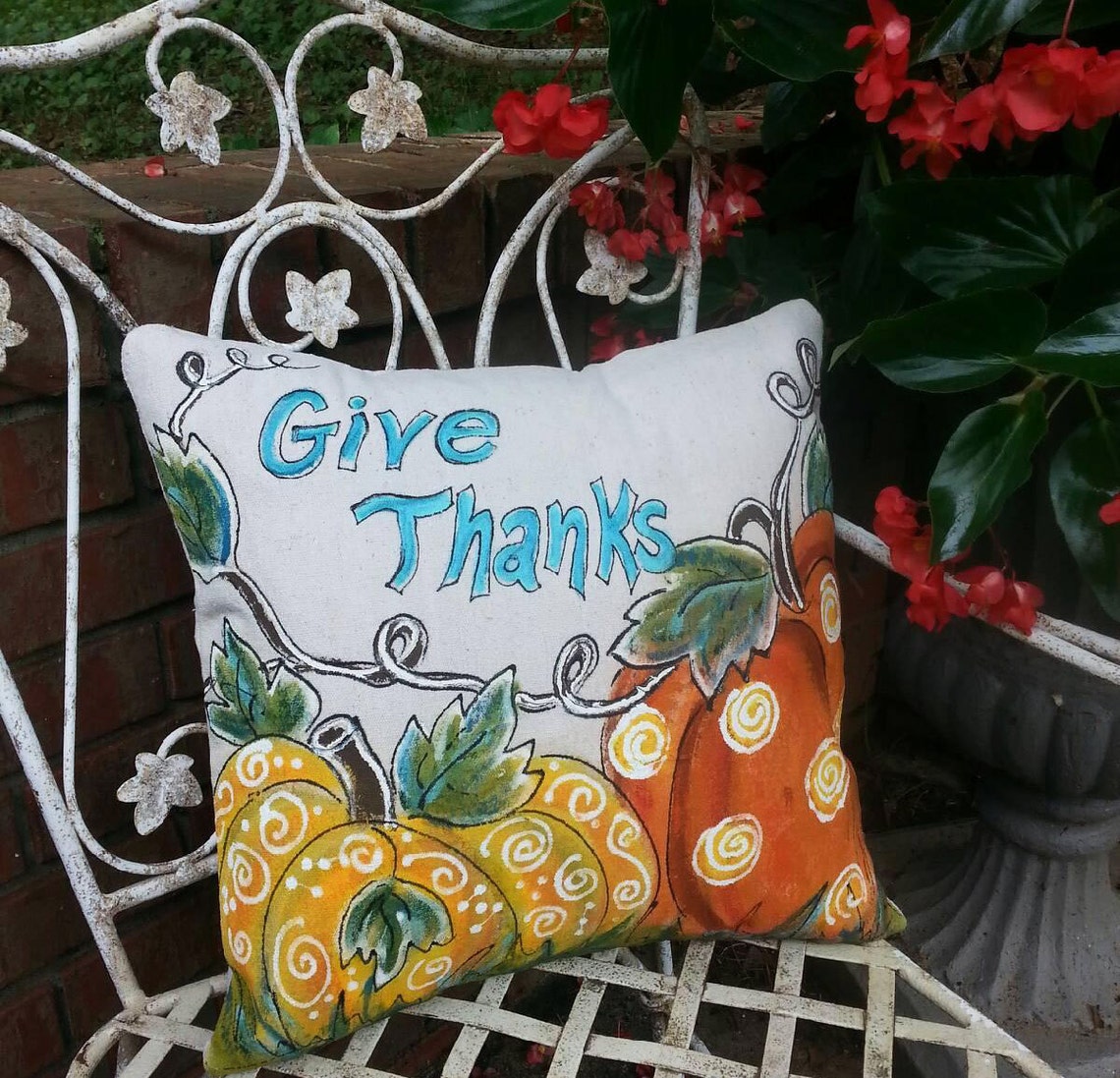 Whimsical Pumpkins, Fall Pumpkin Decorations, Give Thanks, Polka Dots ...