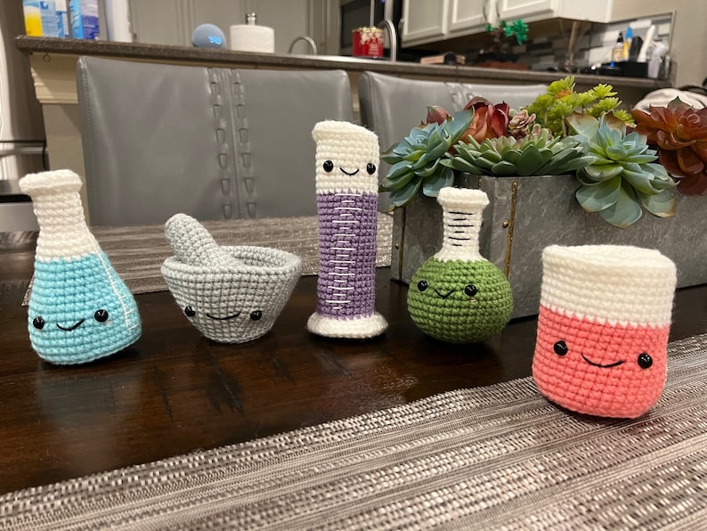 Crochet Chemistry Set, Amigurumi Chemistry Set, Handmade 5-piece ...