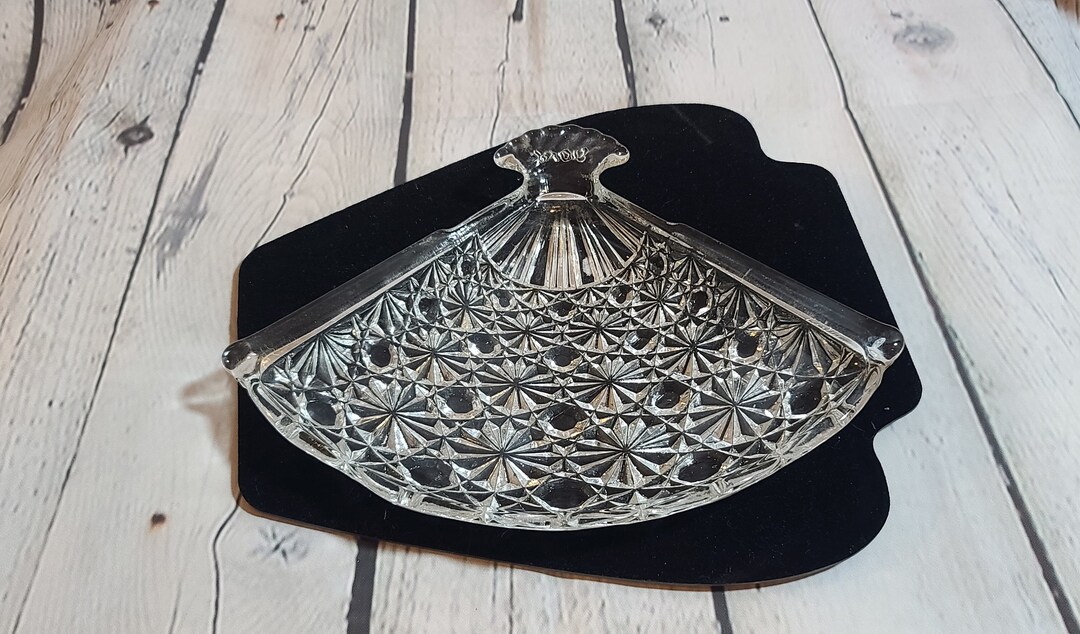 1974 Avon Fan Glass Dish Candy/vanity/trinket/soap - Etsy