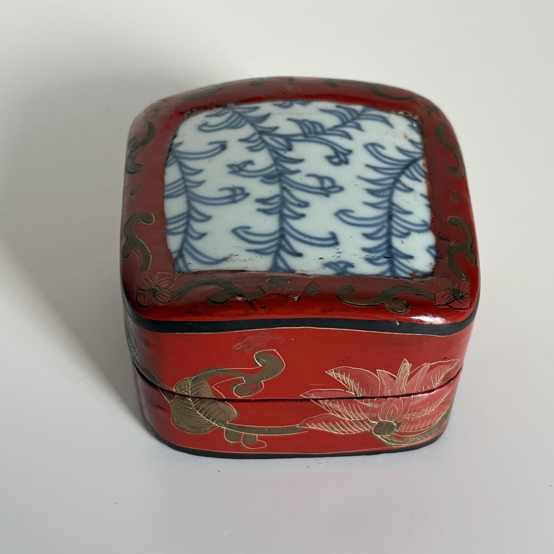 Vintage Red Lacquer Trinket Box With Blue & White Porcelain Lid - Etsy