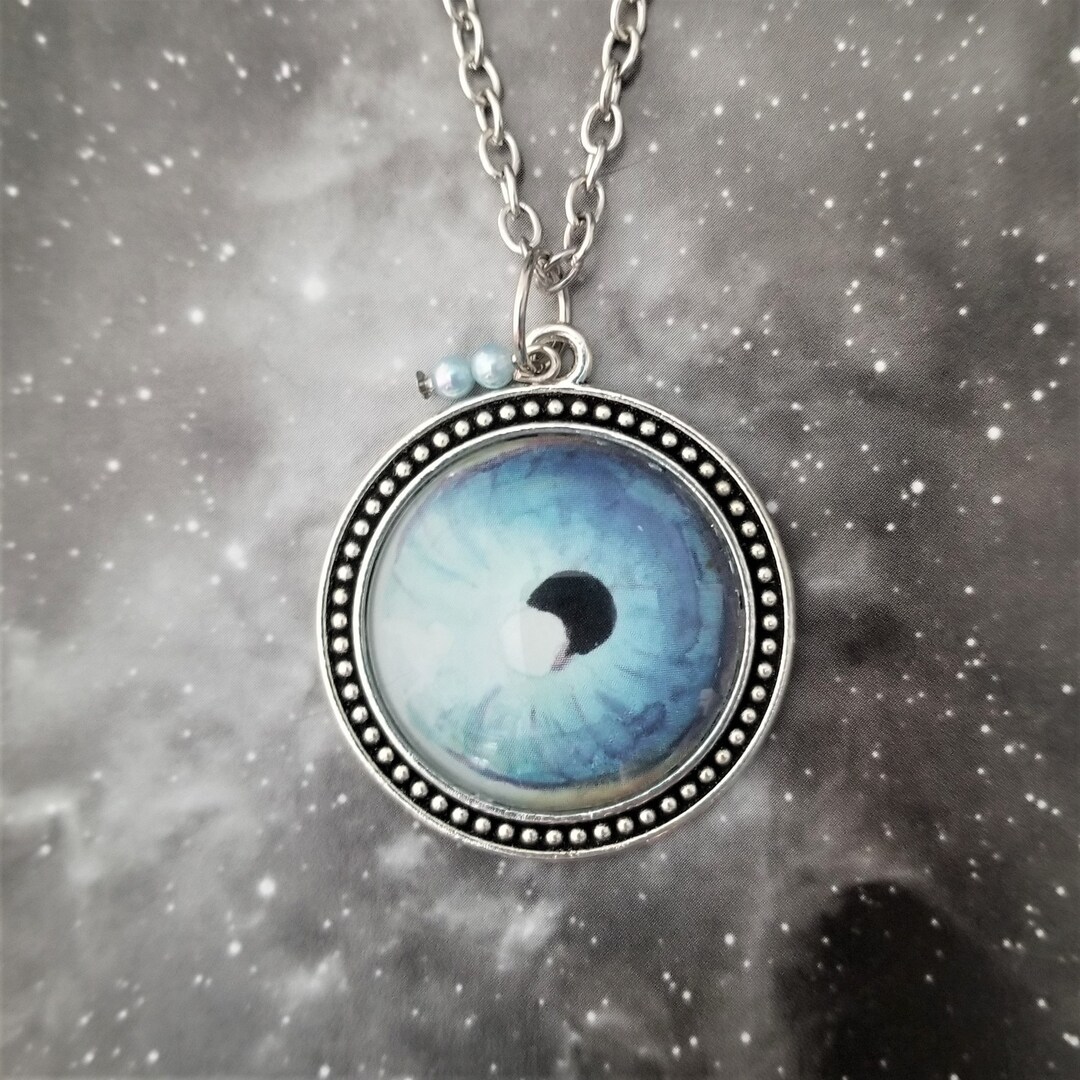 Eyeball Pendant Necklace, Upcycled Comic - Etsy