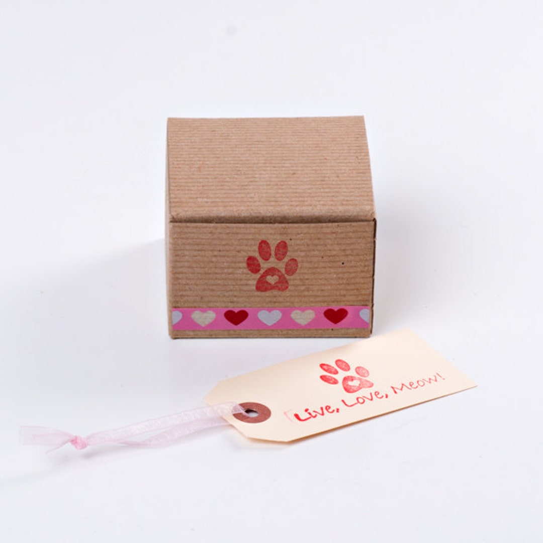 Organic Catnip Mouse + Small Bouncy Wool Balls - Cat Toy Gift Combo ...