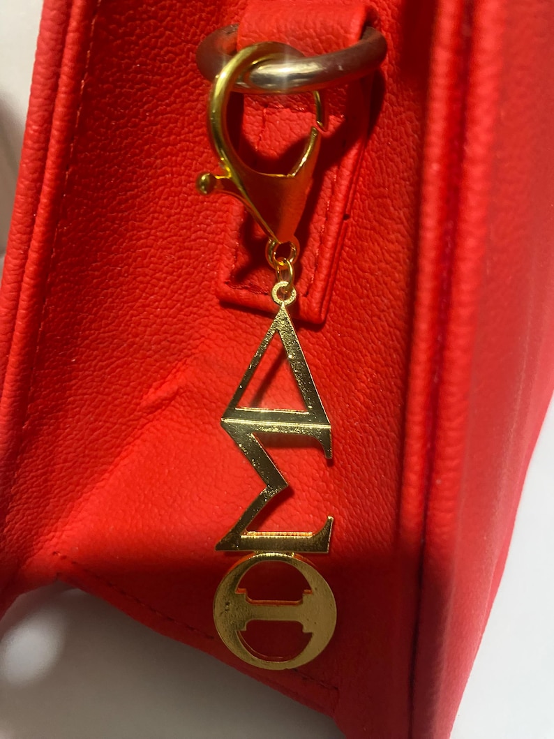 Delta Sigma Theta Triangle Leather Handbag With Silver Purse Charm ...