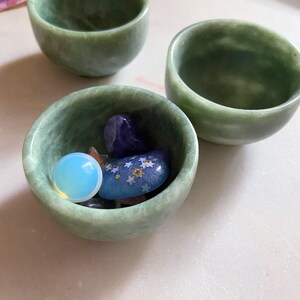 Jade Bowl Healing Crystal || Jade Gemstone Bowl - Etsy