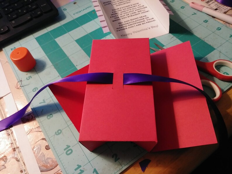 Printable Howler Card Box (editable) - Etsy