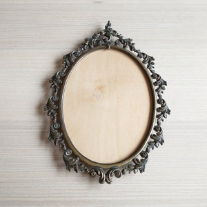 Floral Bronze Color Oval Picture Frame / Classic Wall Hanging ...